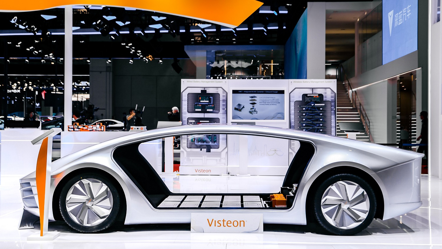 Visteon разраства екипа си от инженери, които работят по ...