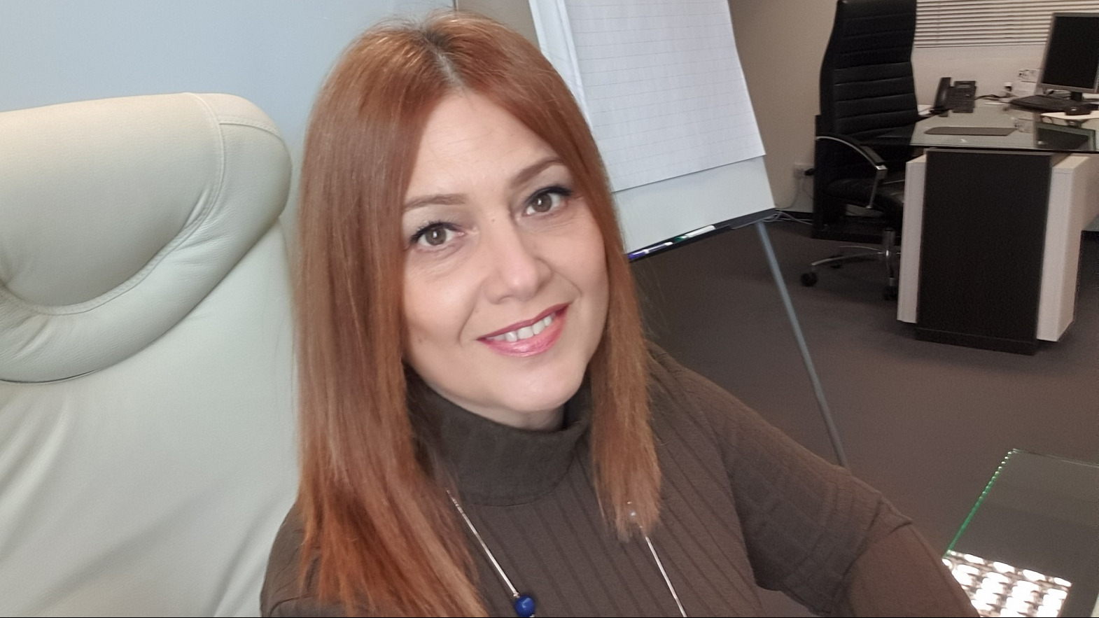 Първите дни в Еником М и Каре България - Economy.bg